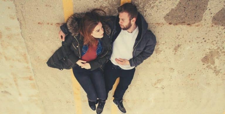 11 Ways To Quickly End A Fight With Him (& 8 To Avoid The Awkward ...